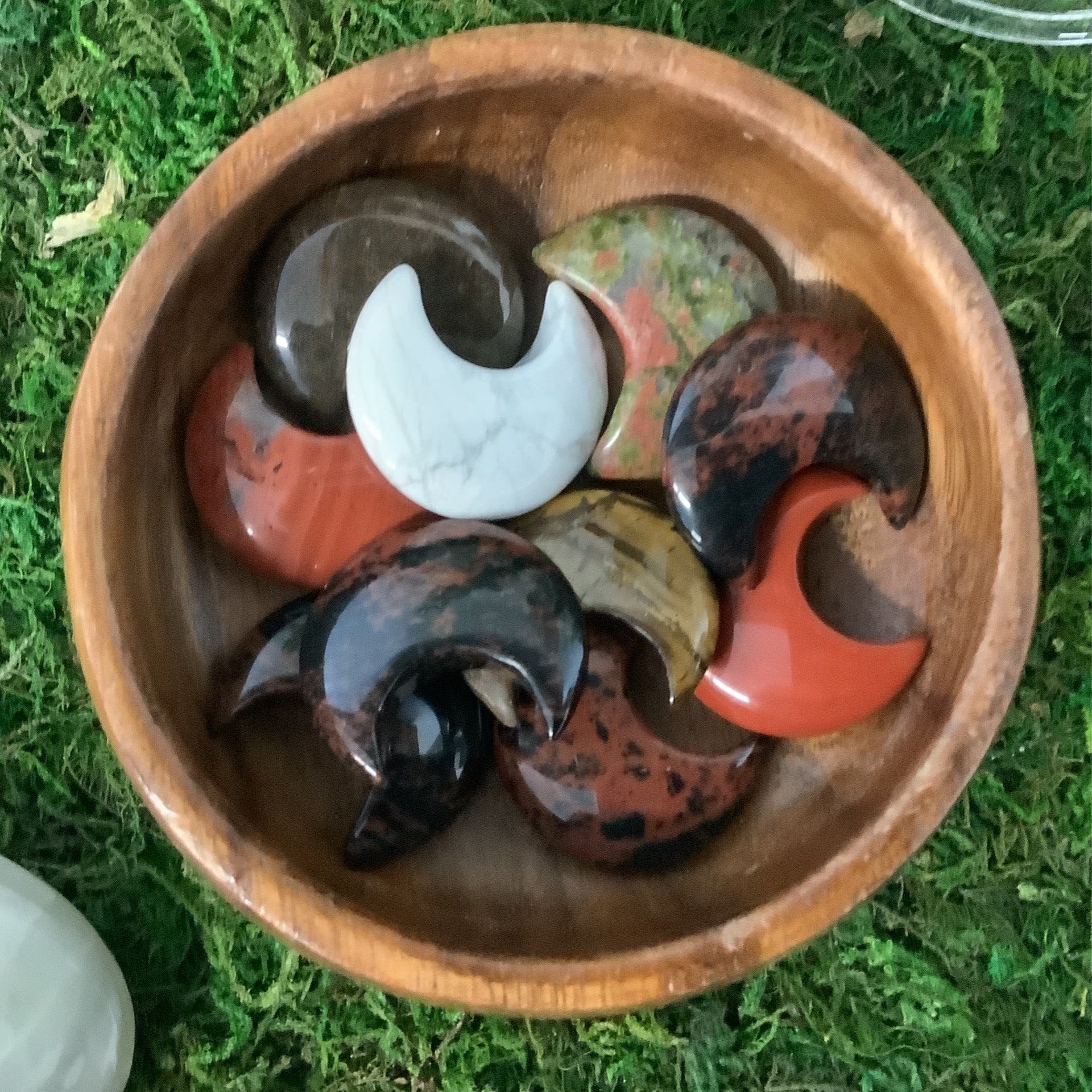 Crystal moon | Cosmic Wander